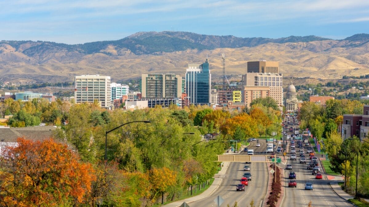 10 Driest States in the U.S. Where Rain is Rare & Sunshine is Plentiful