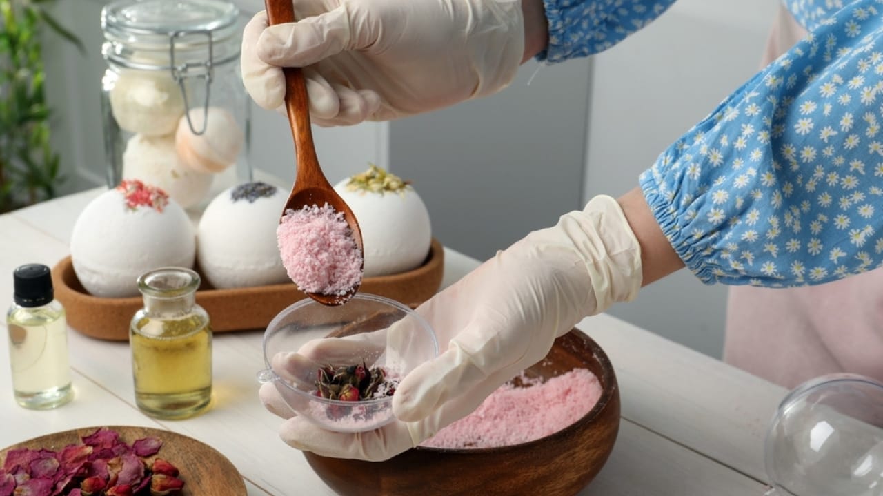 Forget Chemical Sprays: Why Epsom Salt Potpourri is the New Go-To for ...